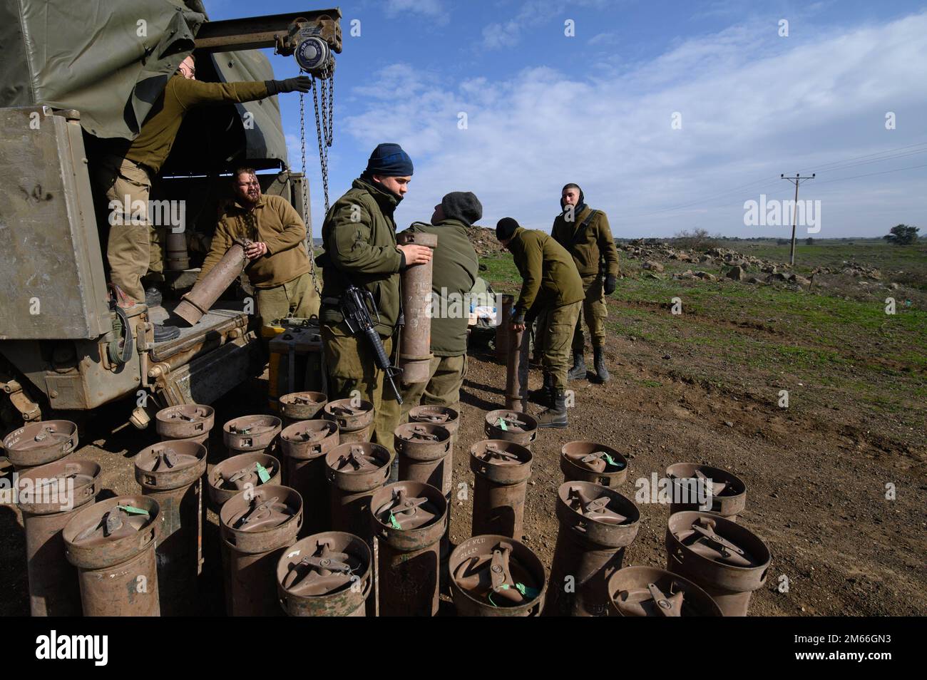 (230102) -- GOLAN HEIGHTS, Jan. 2, 2023 (Xinhua) -- Israeli soldiers ...