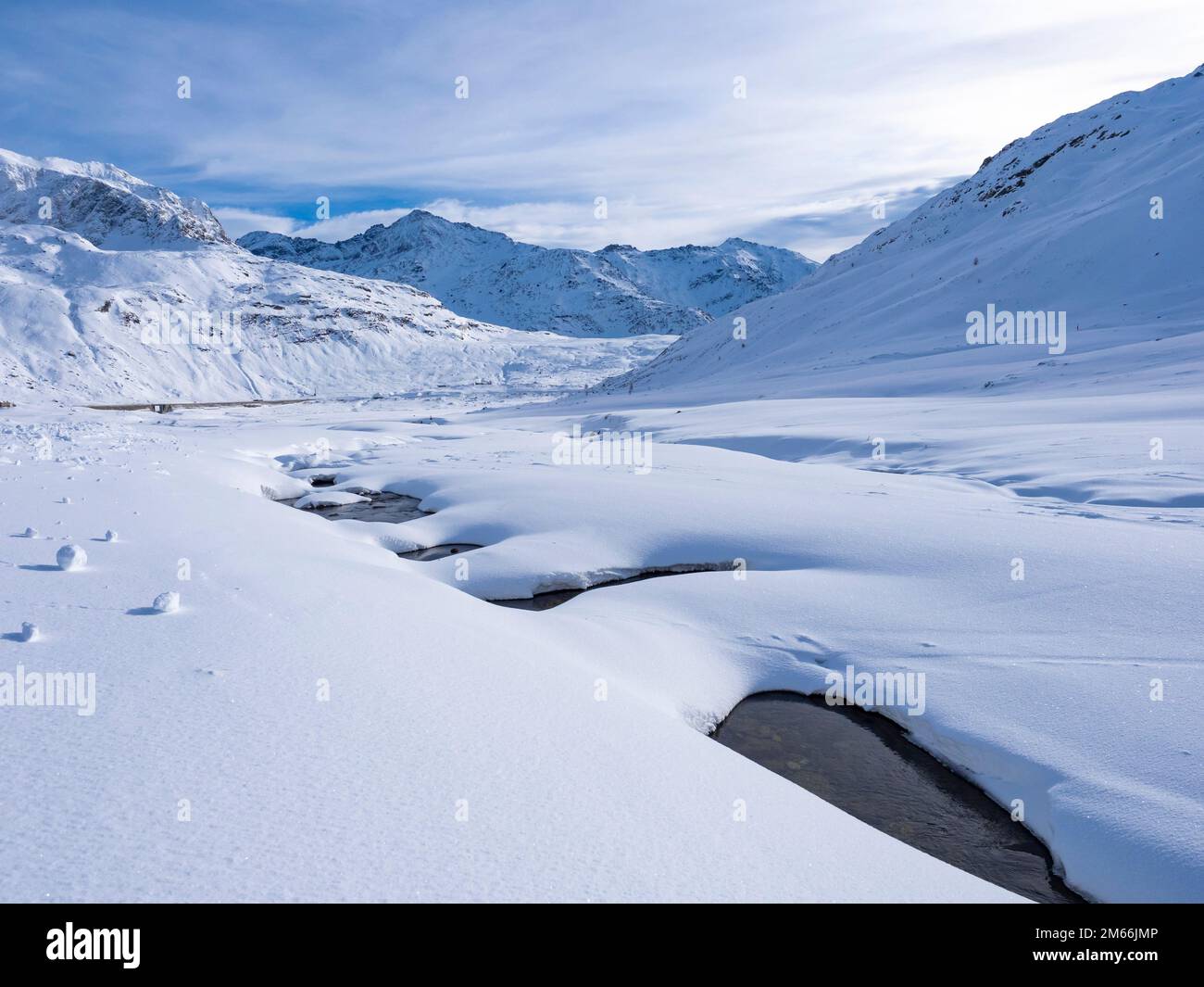 View of the montespluga lake hi-res stock photography and images - Alamy