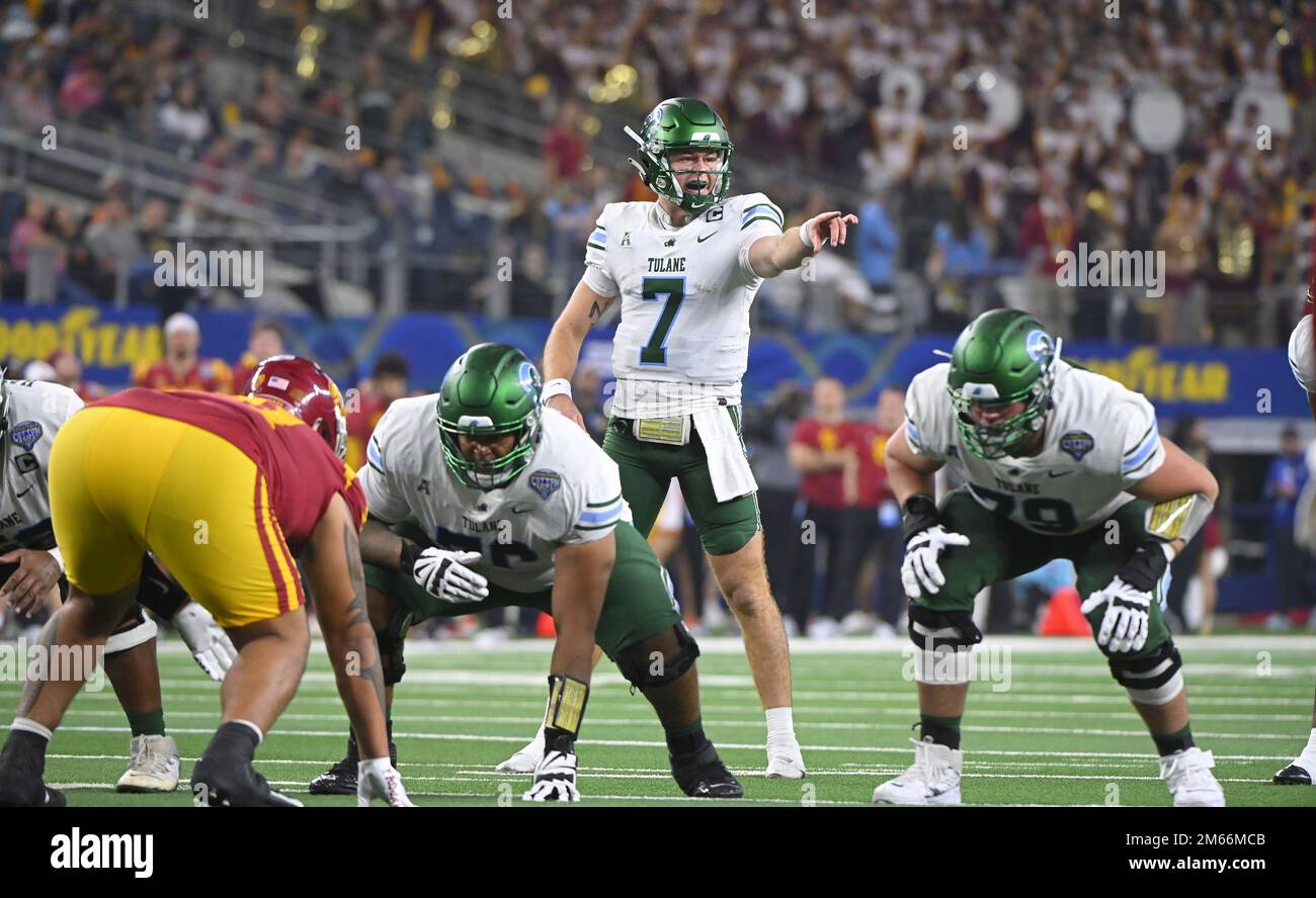 Arlington, United States. 02nd Jan, 2023. Tulane quarterback Michael ...