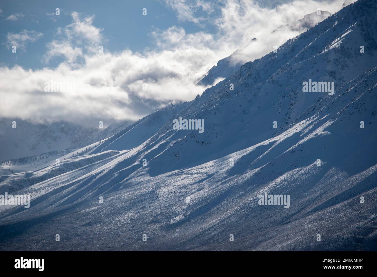 Winter snow really transforms the Eastern Sierra around Sherwin Grade ...