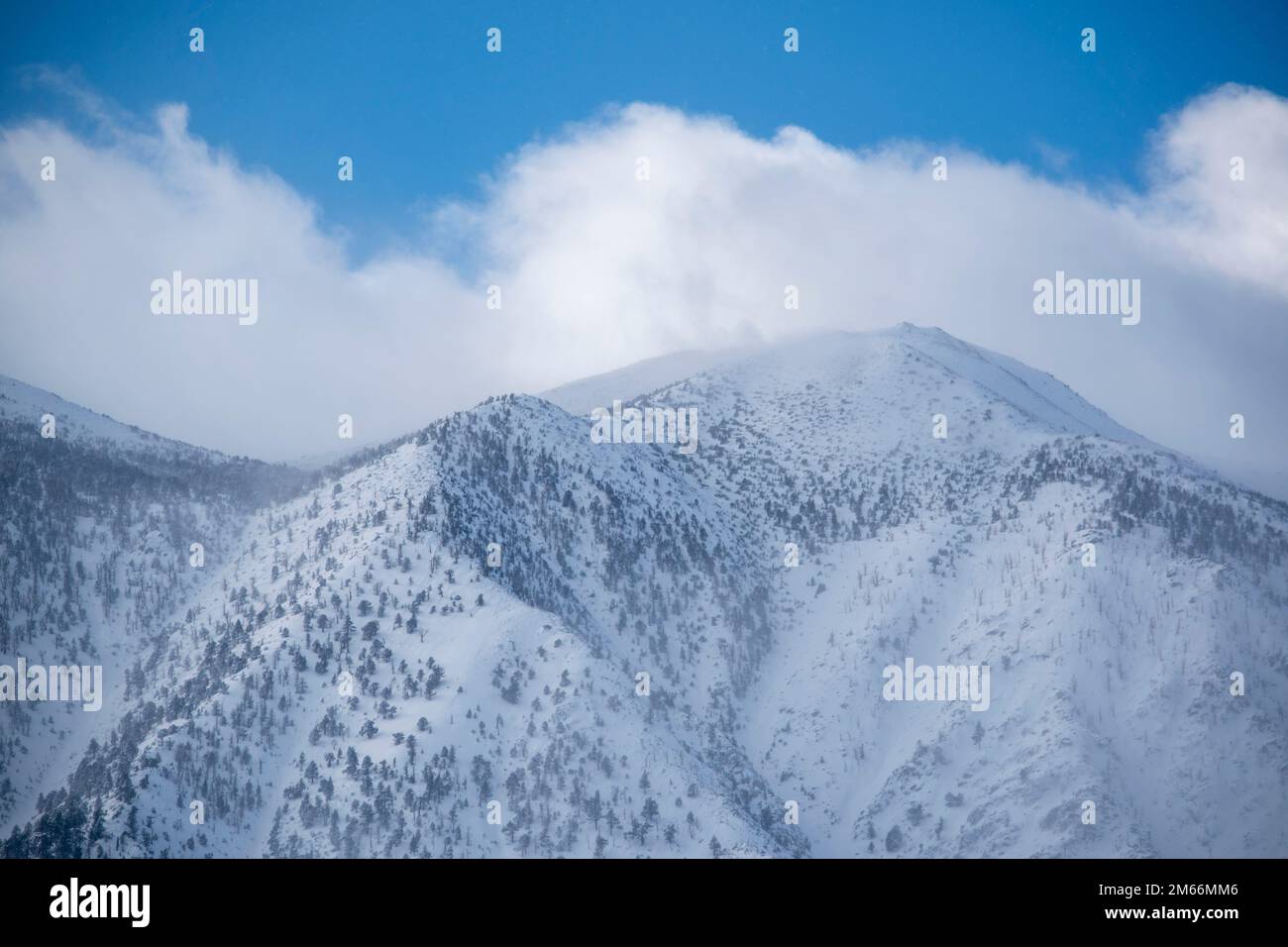 Winter snow really transforms the Eastern Sierra around Sherwin Grade ...