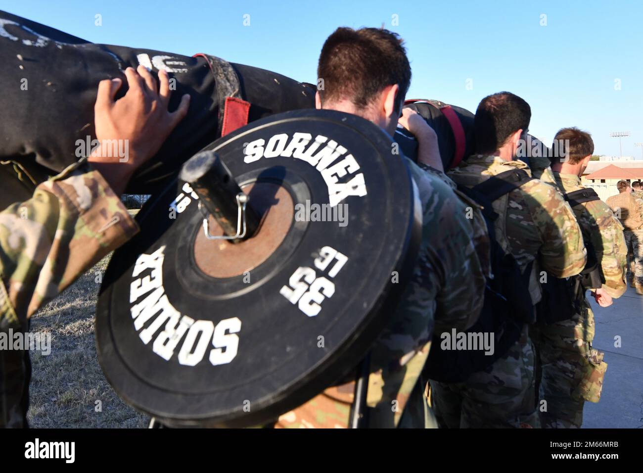 Special Warfare Trainees participate in the Special Warfare Training ...