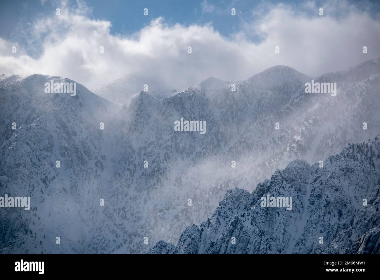 Winter snow really transforms the Eastern Sierra around Sherwin Grade ...