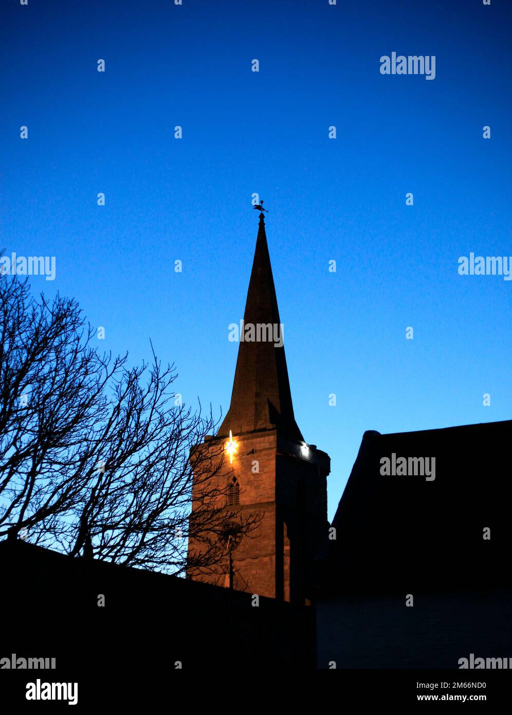 Festive Christmas Lights on country church rural village Ottringham ...