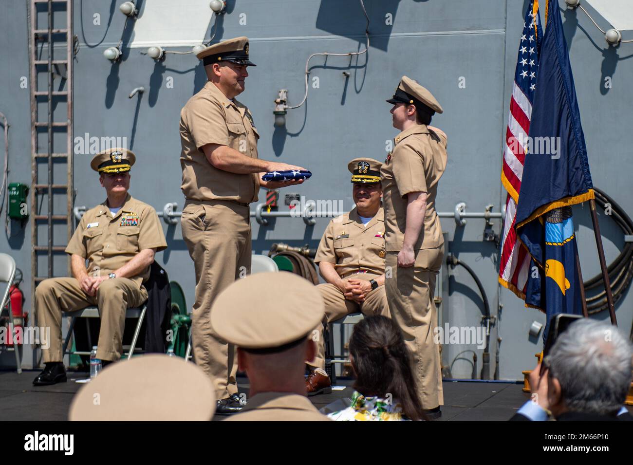 U s navy chief electricians mate hi-res stock photography and images ...