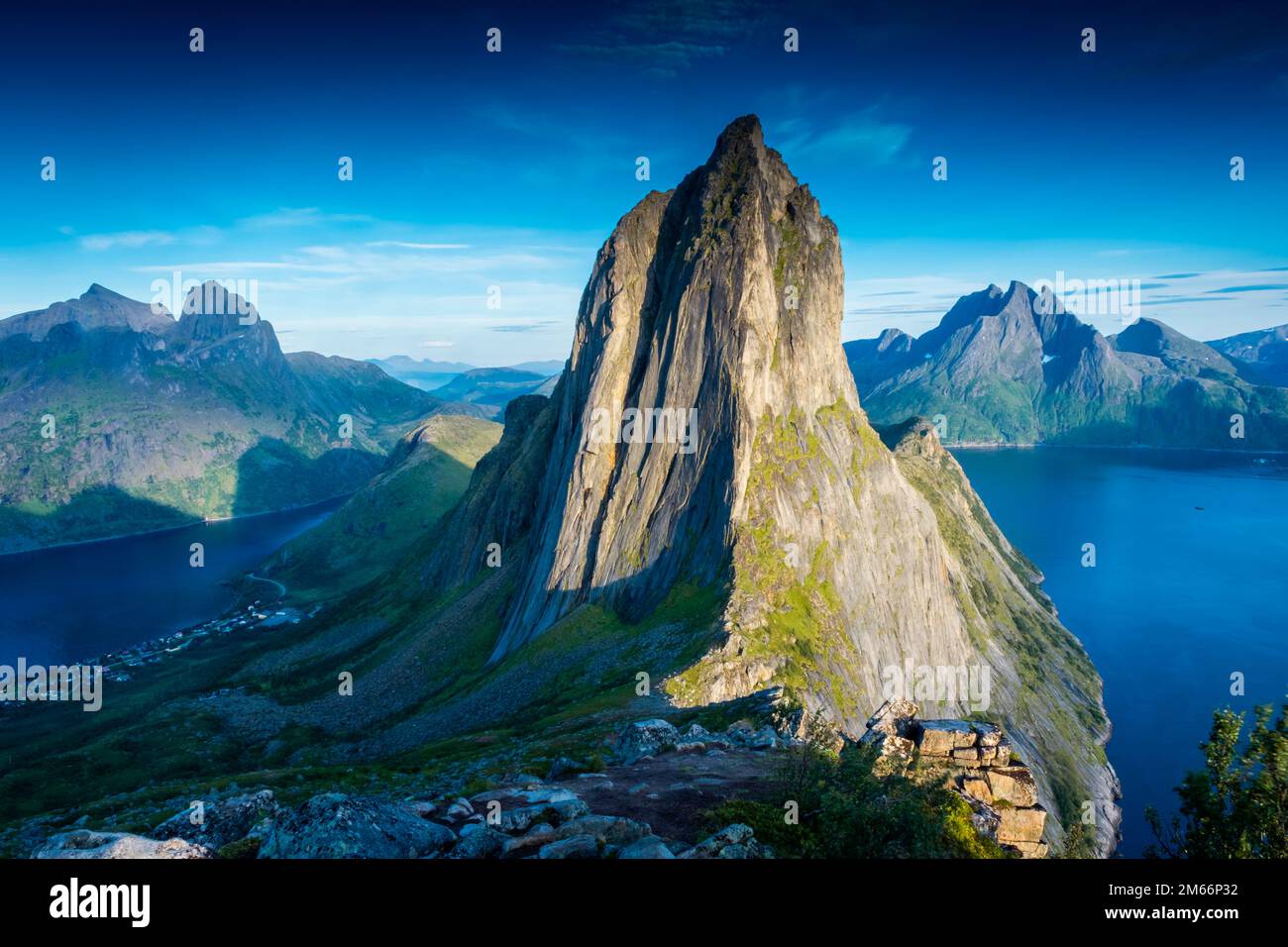 Mount segla hi-res stock photography and images - Alamy