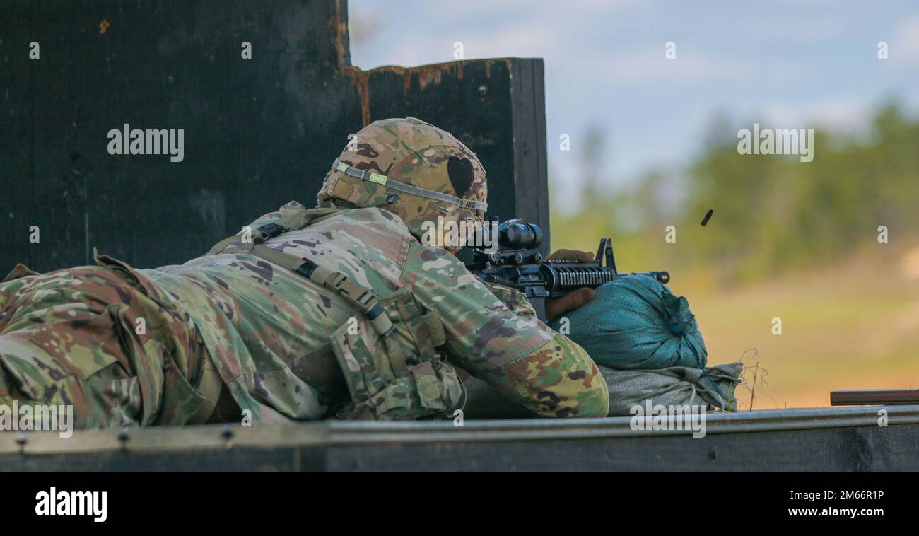 Soldier from the 101st Airborne Division (Air Assault), takes on M4 ...