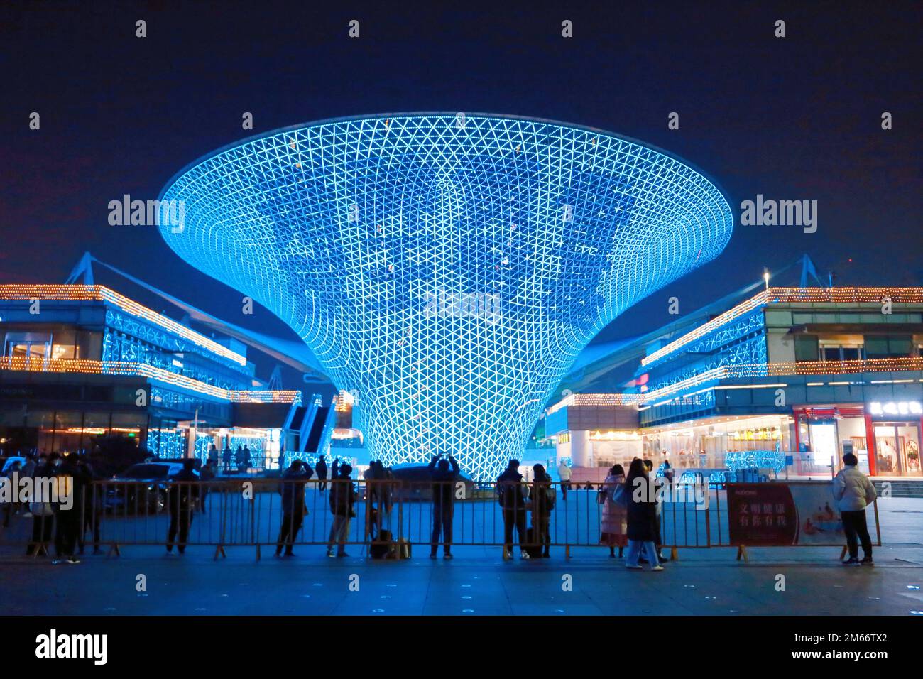 SHANGHAI, CHINA - DECEMBER 31, 2022 - Chinese fans pay tribute to ...