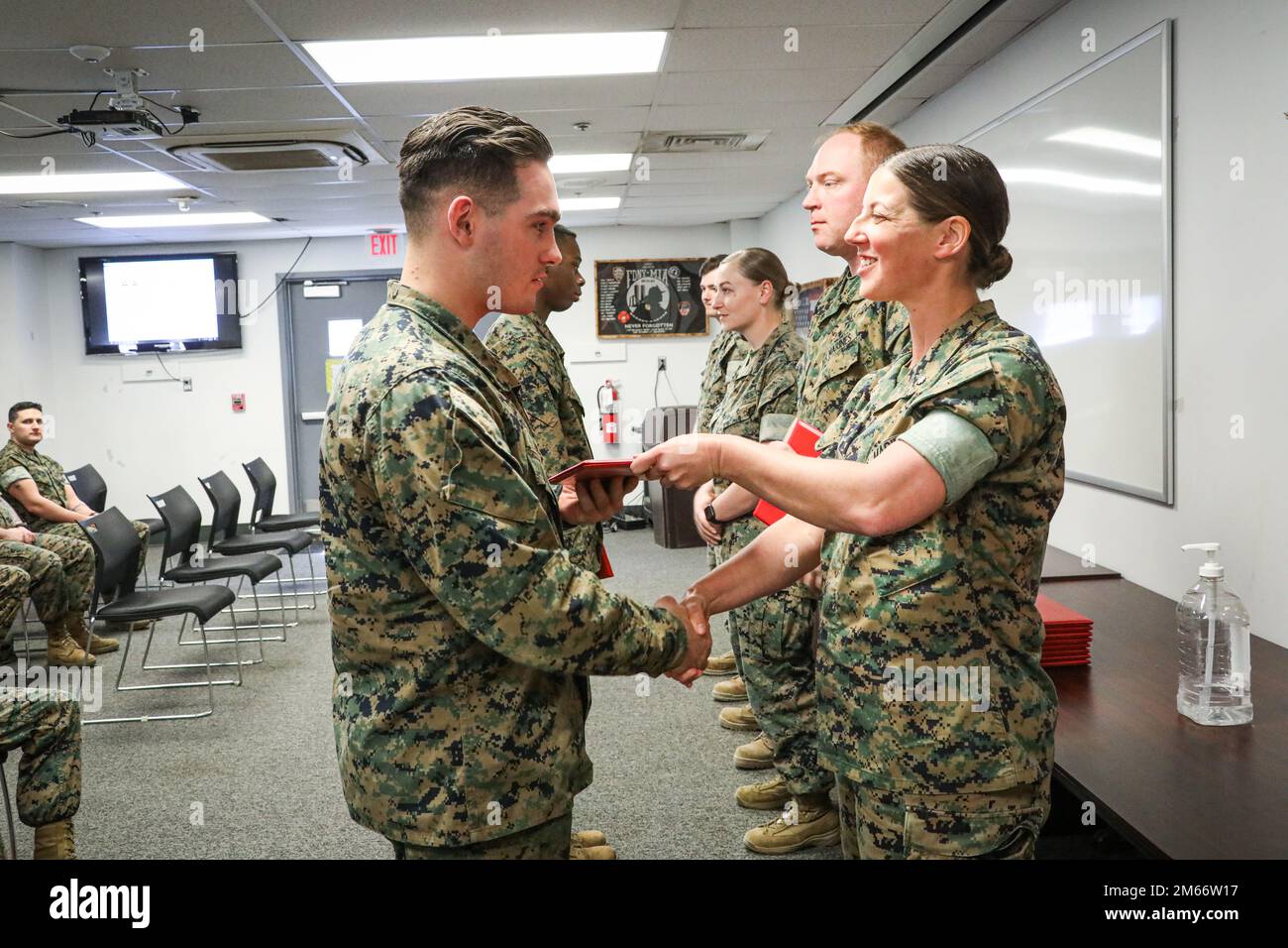 Indian Head - U.S. Marines with Chemical Biological Incident Response ...