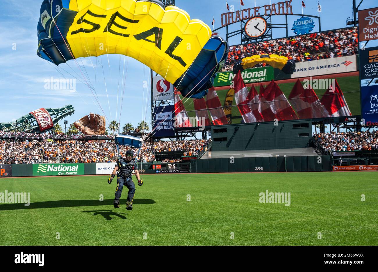 Oracle park baseball stadium hi-res stock photography and images - Alamy