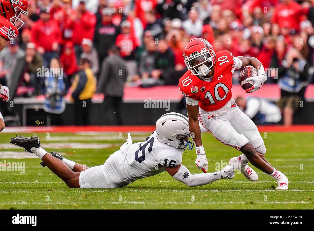 Pasadena, CA. 2nd Jan, 2023. Utah Utes wide receiver Money Parks (10 ...