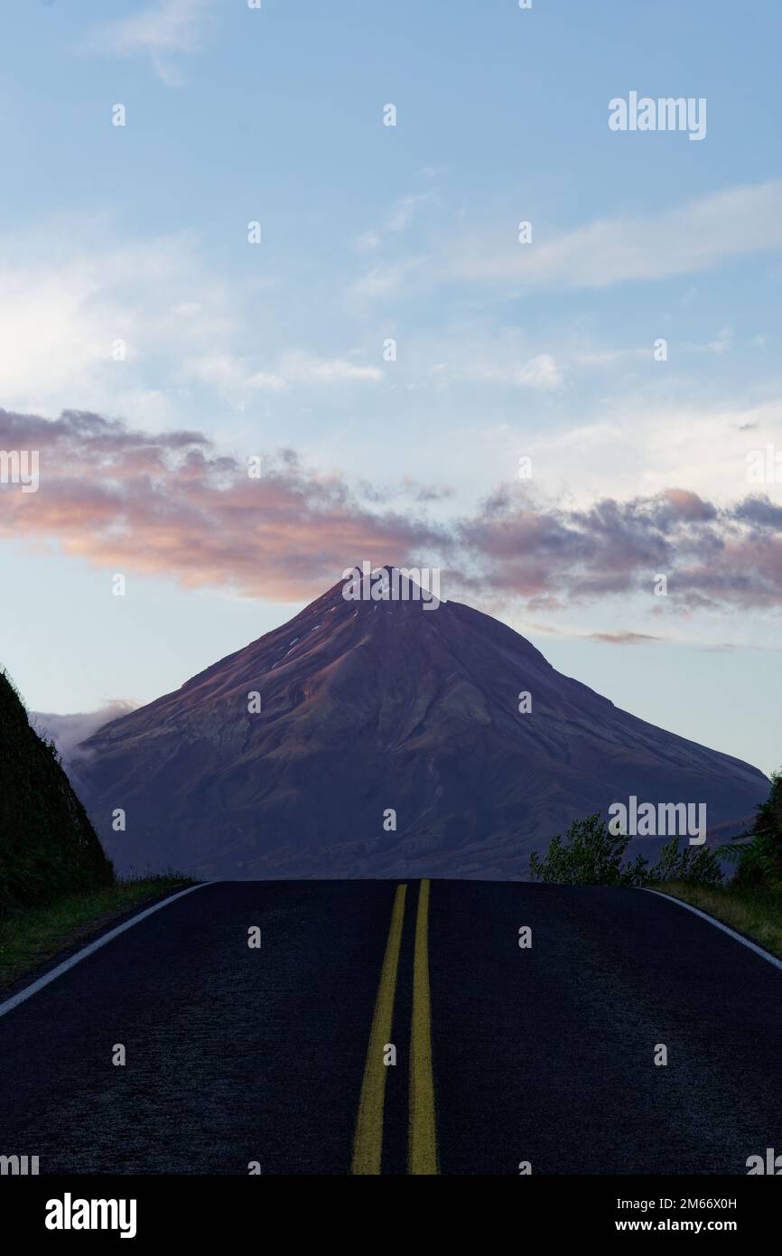 New plymouth taranaki zealand hi-res stock photography and images - Alamy