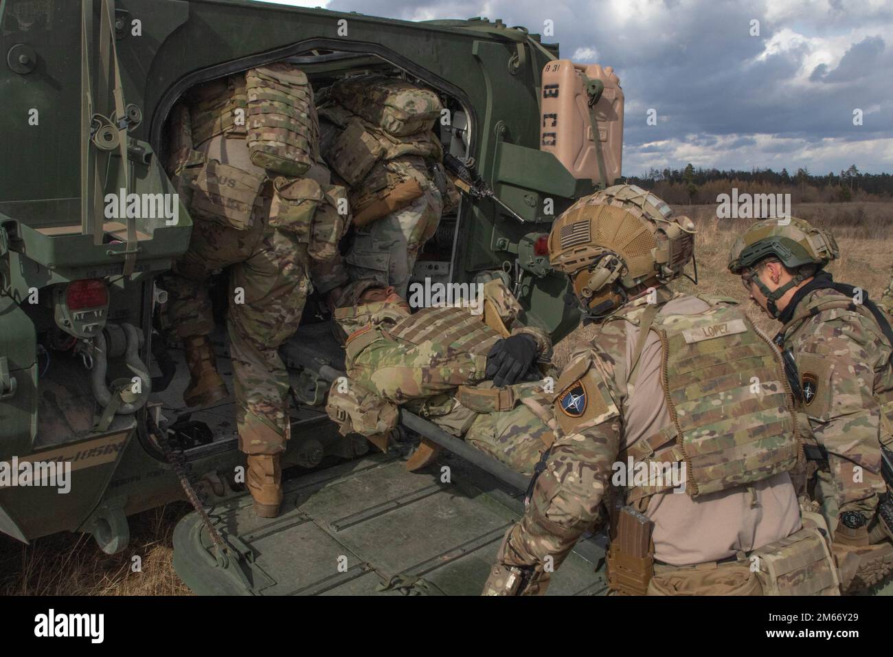 185th infantry hi-res stock photography and images - Alamy