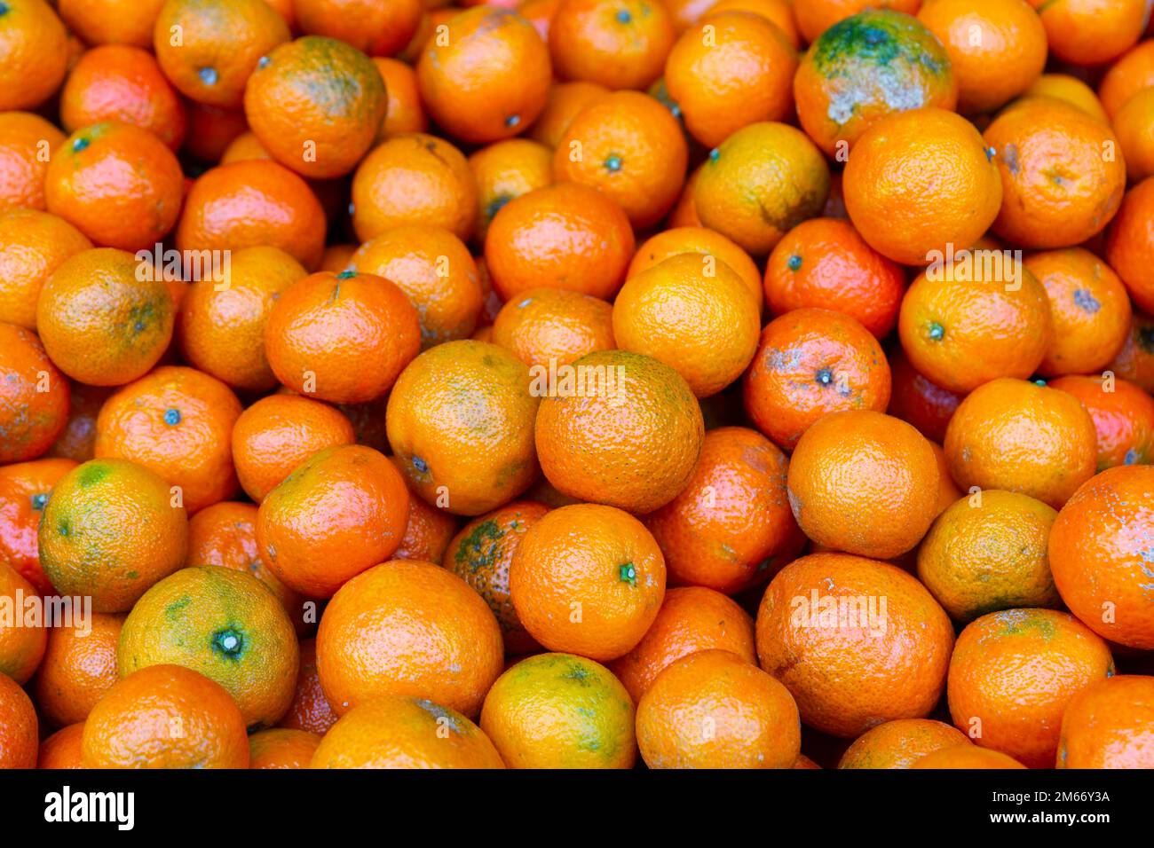 Fresh ripe mandarins Stock Photo - Alamy