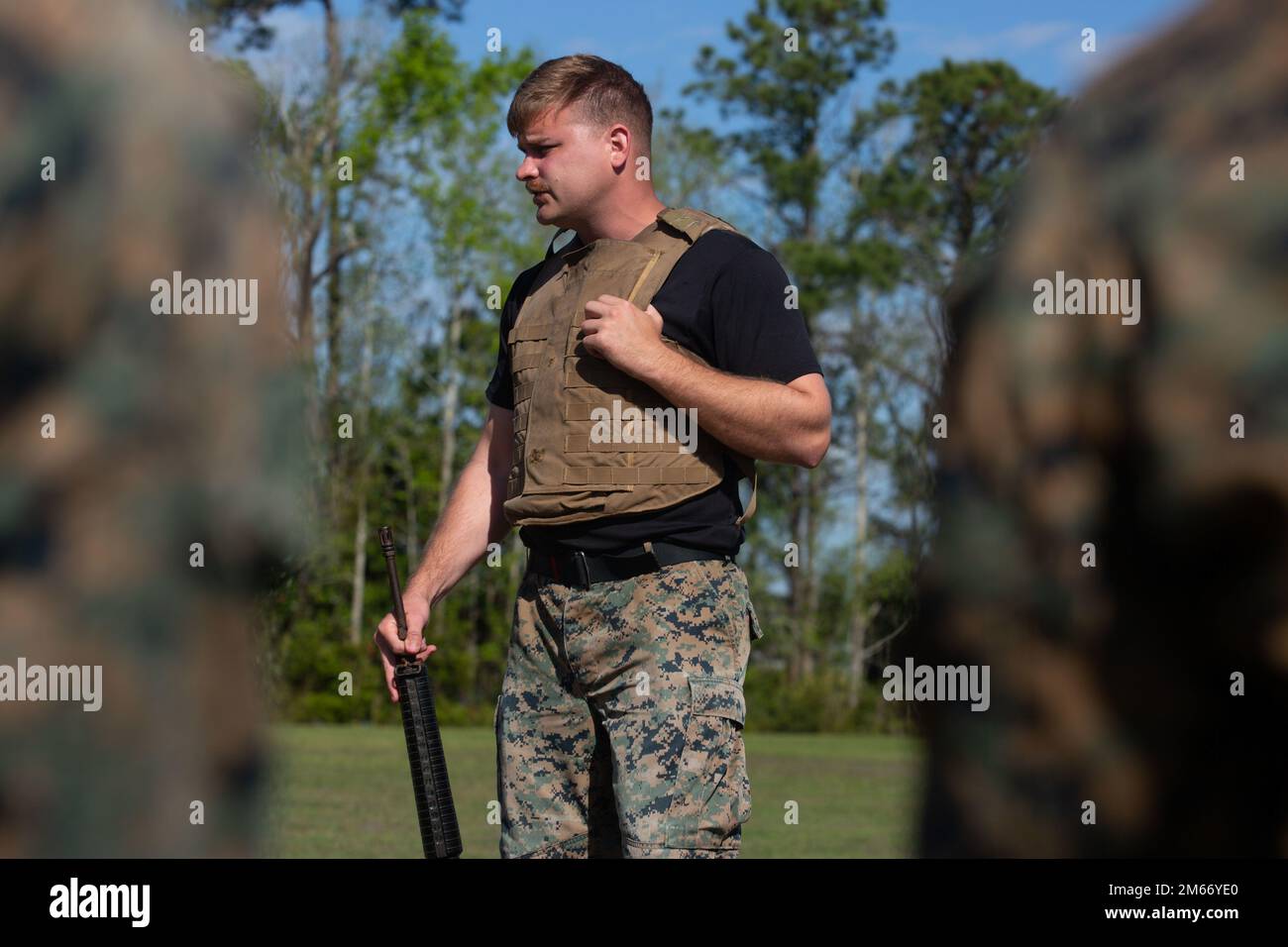U.S. Marine Corps Staff Sgt. Donovan Mctague, Martial Arts Instructor ...