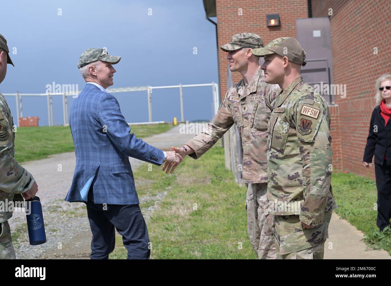 Michael Flanagan (left), Civilian Aide to the Secretary of the Army ...