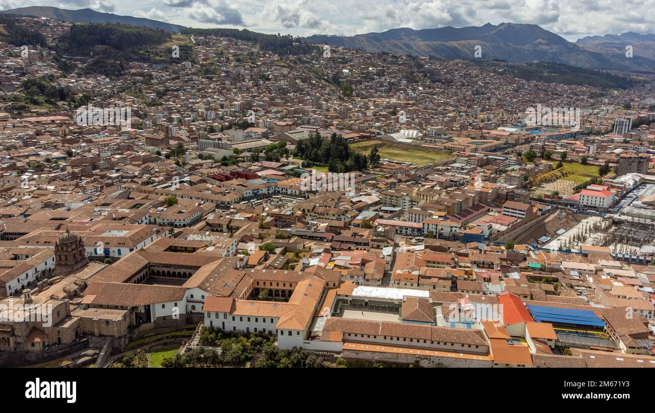 Cusco cuzco peru peruvian roof hi-res stock photography and images - Alamy