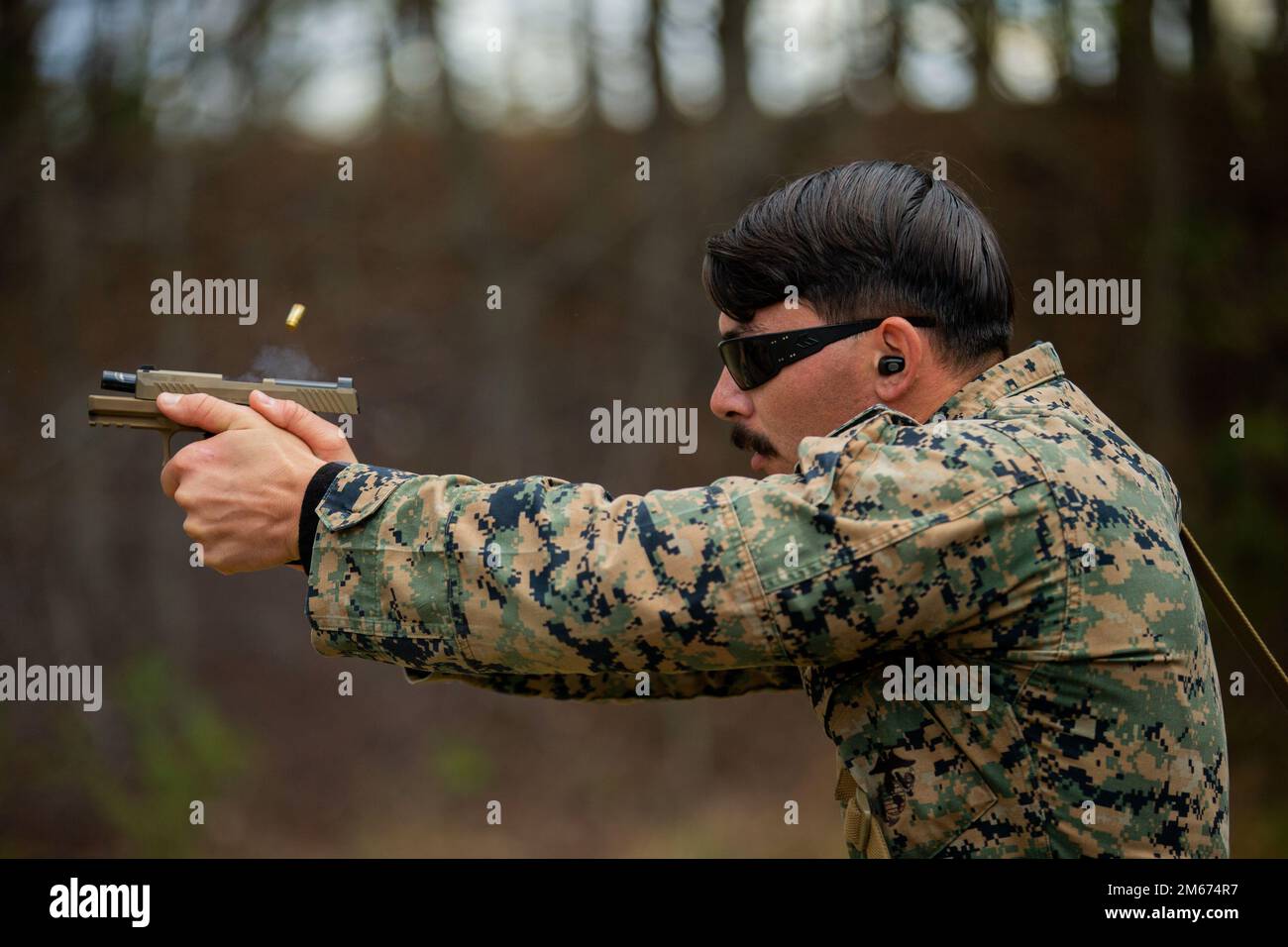 Rfile hi-res stock photography and images - Alamy