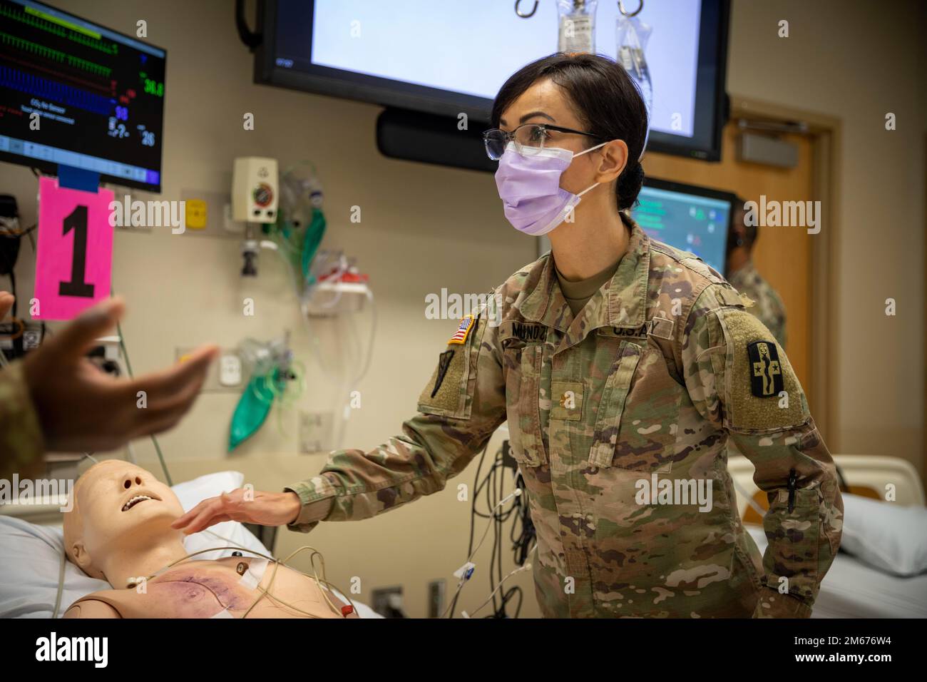 Soldiers from the 921st Field Hospital (FH) from Bell, Calif. and ...