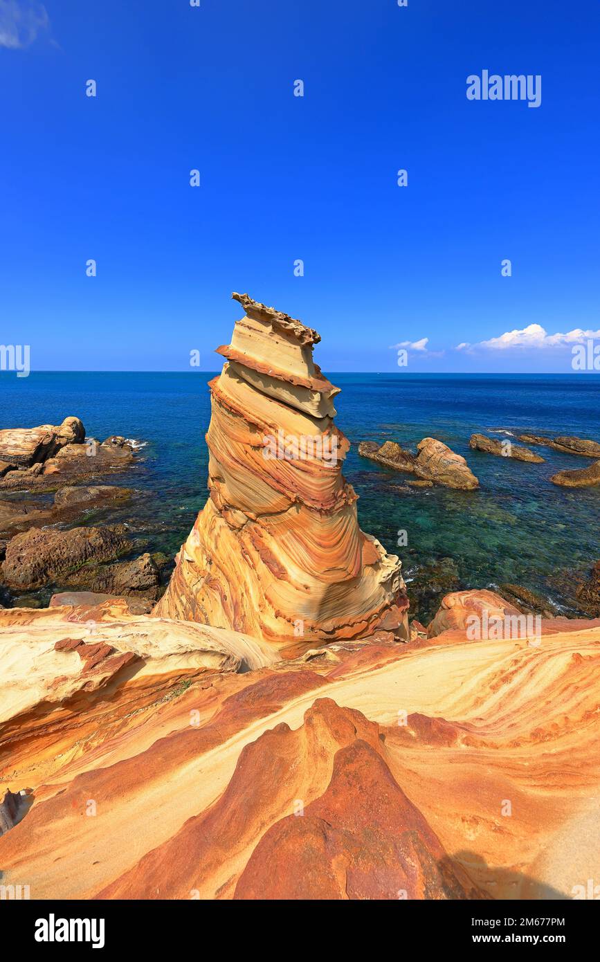 Coastal rock formations in Nanya, Northeast Coast National Scenic Area ...