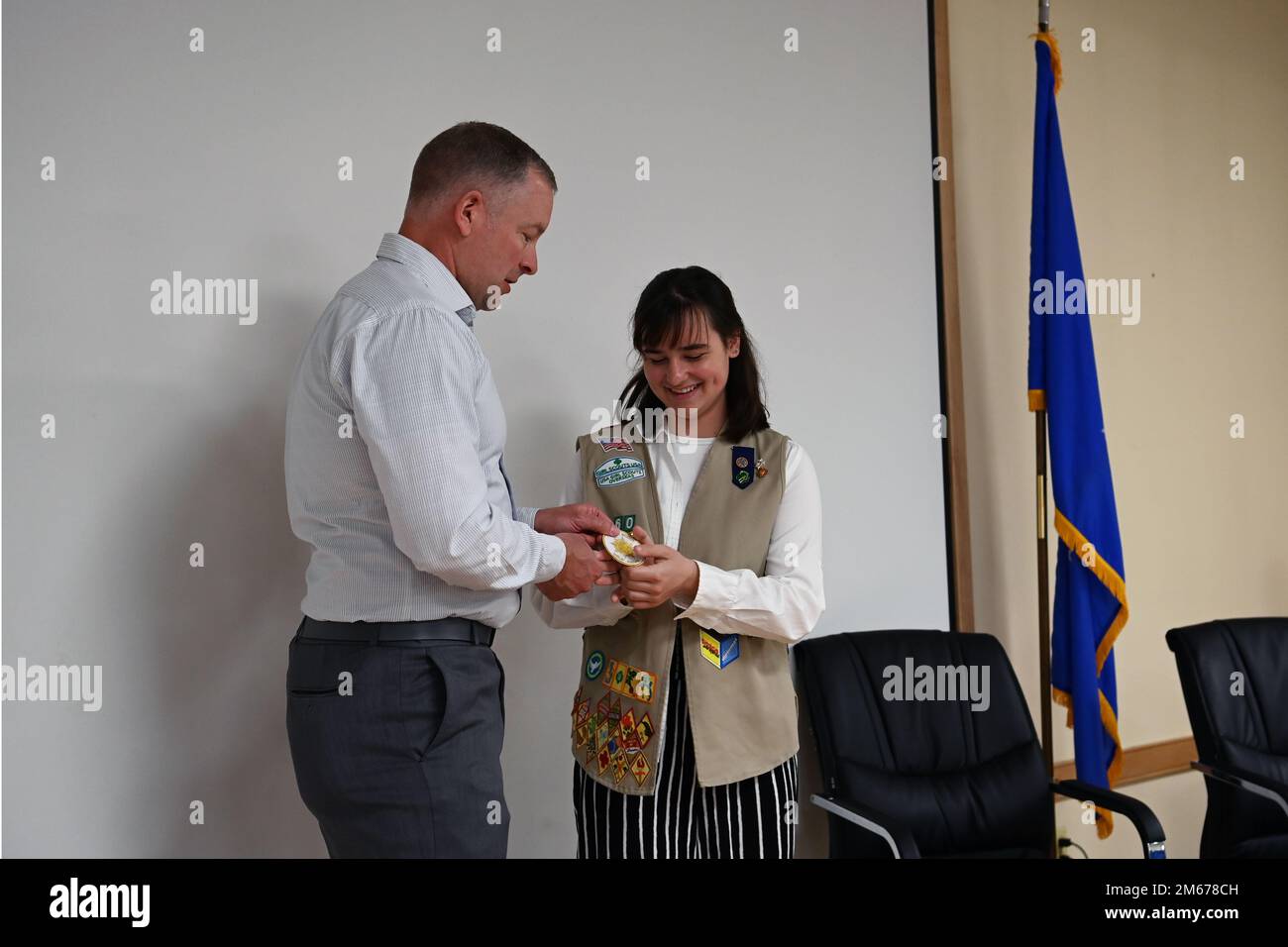 Col. William Edmunds, 607th Air Operations Center commander, presents ...