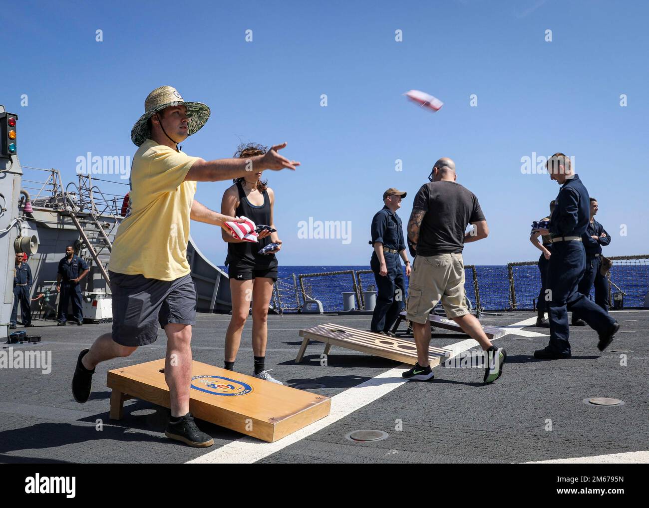 ATLANTIC OCEAN (April 10, 2022) – Sonar Technician (Surface) 1st Class ...