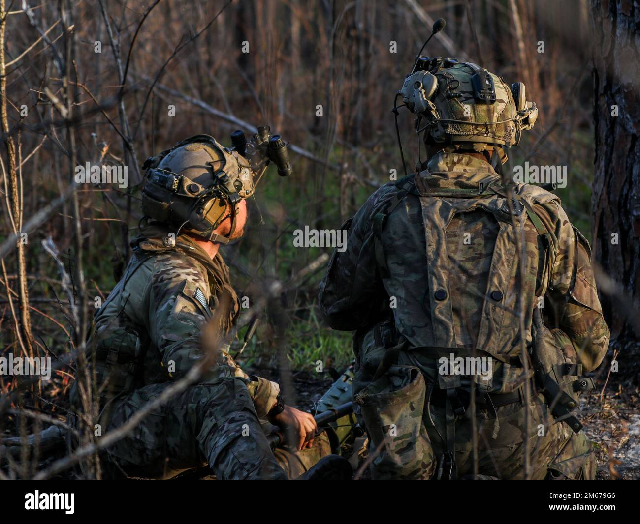 Green Berets assigned to 3rd Special Forces Group (Airborne) prepare to ...