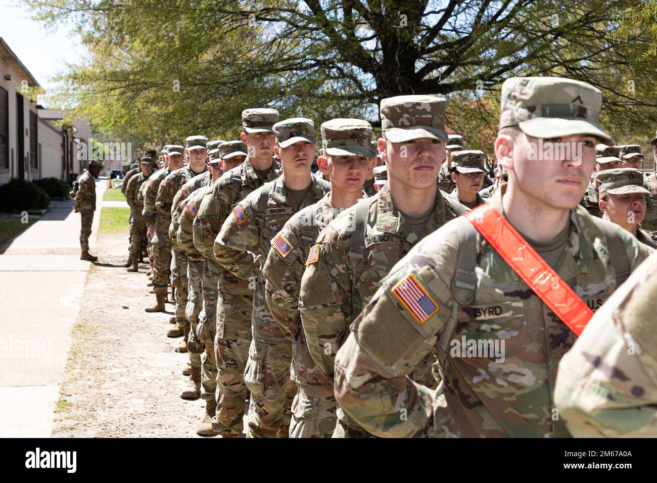 U.S. Army Soldiers with Company C, 1st Battalion, 222d Aviation ...