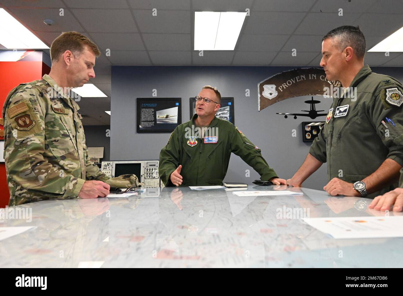 552nd air control wing hi-res stock photography and images - Alamy