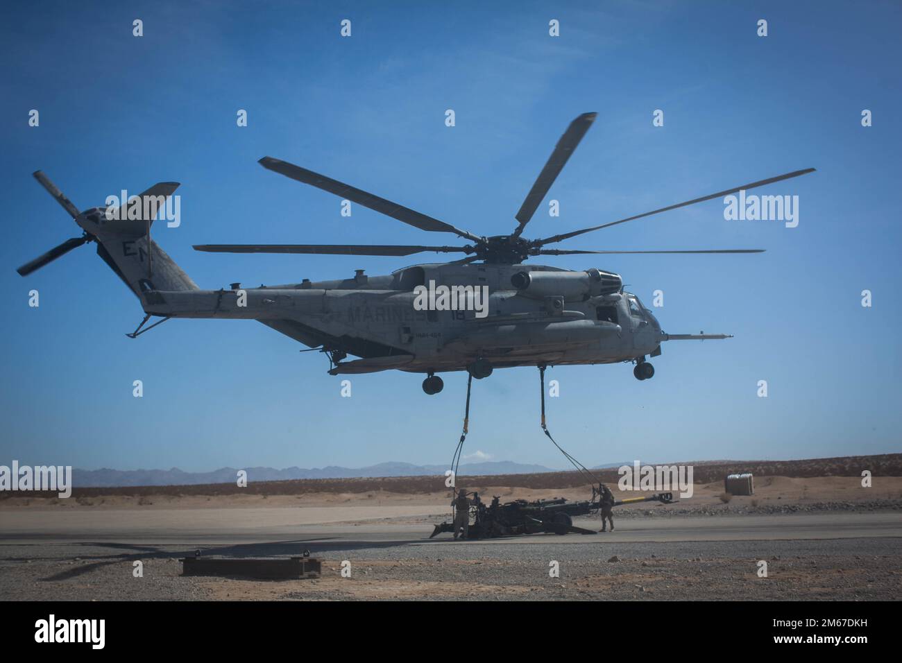 U.S. Marine Corps Lance Cpl. Daevon Robinson (Left) and Lance Cpl. Seth ...