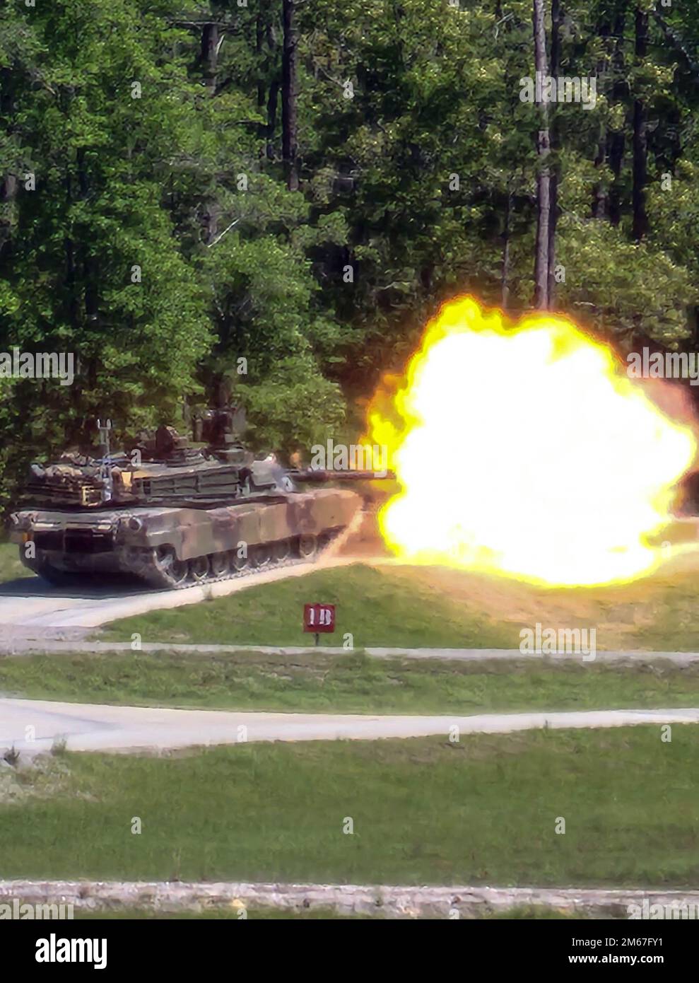 Soldiers assigned to the "Panther Battalion," 2nd Battalion, 69th Armor ...