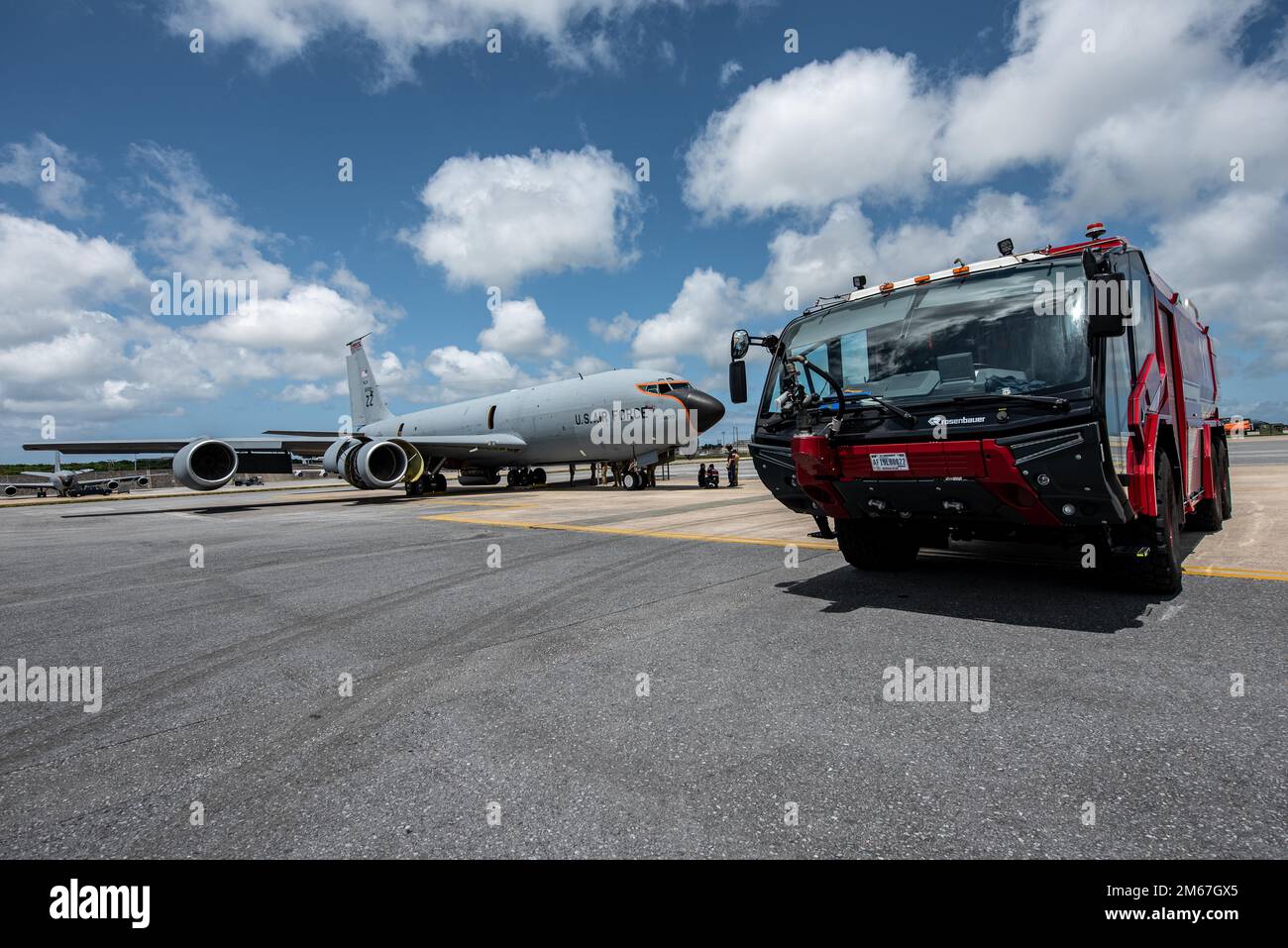 Kc 135 engine hi-res stock photography and images - Alamy