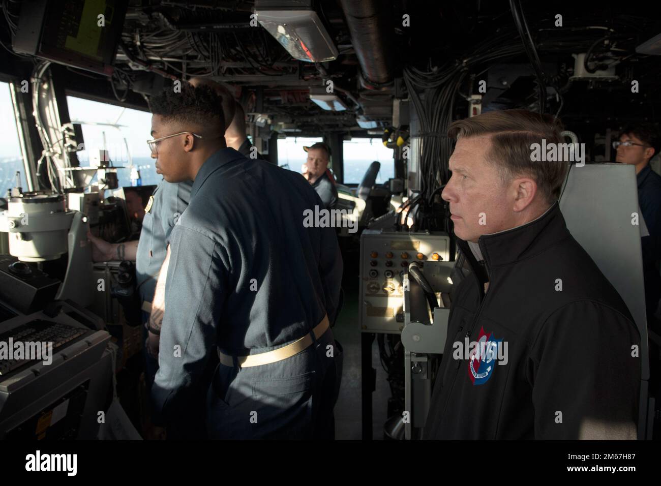 220412-N-XN177-1013 PACIFIC OCEAN (April 12, 2022) – Capt. Jon Duffy ...