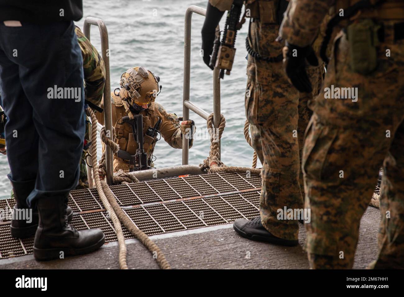 220412-N-PC065-1122 ATLANTIC OCEAN – U.S. Marine Corps Sgt. Daniel Shaw ...