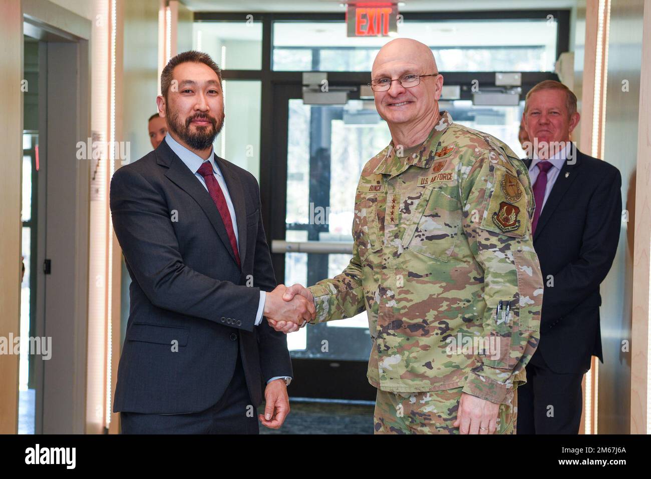 Gen arnold w bunch jr hi-res stock photography and images - Alamy