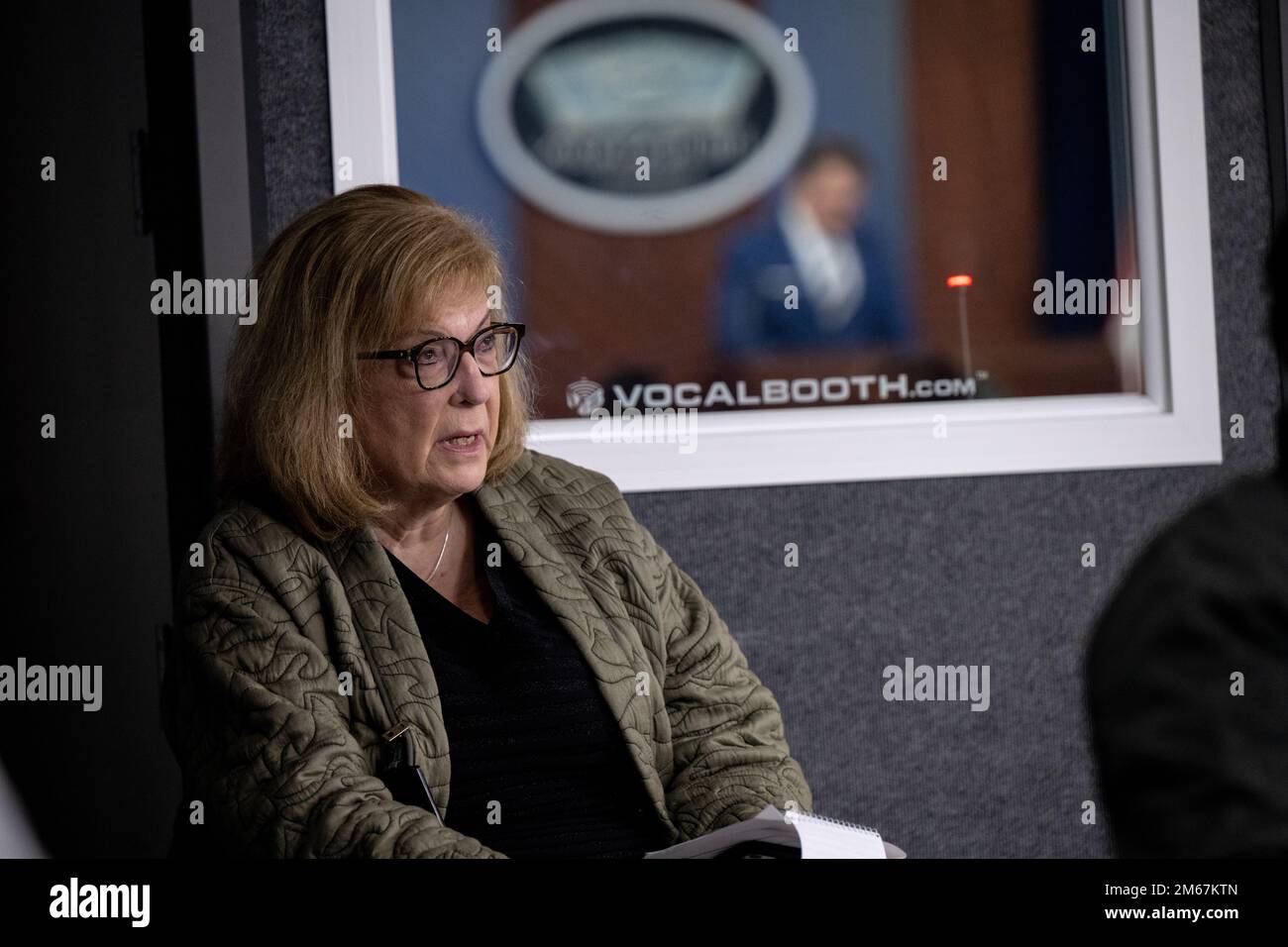 Barbara starr cnn hi-res stock photography and images - Alamy