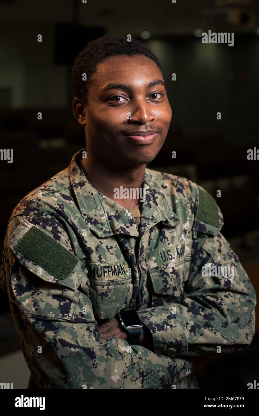 220413-N-TH560-0196 MARINE CORPS AIR STATION IWAKUNI, Japan (April 13 ...