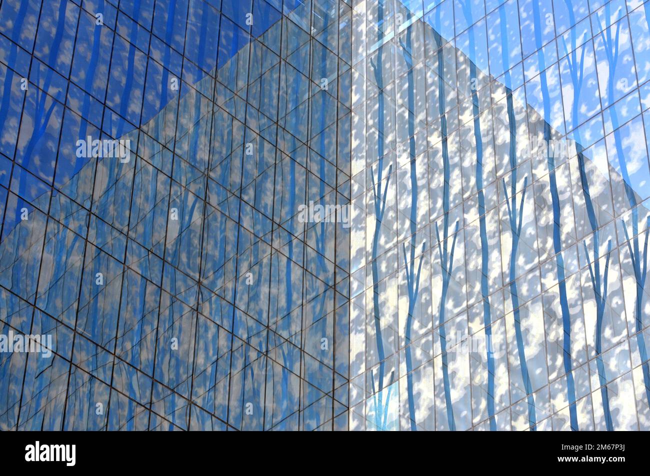 modern architecture with sun reflections Stock Photo - Alamy