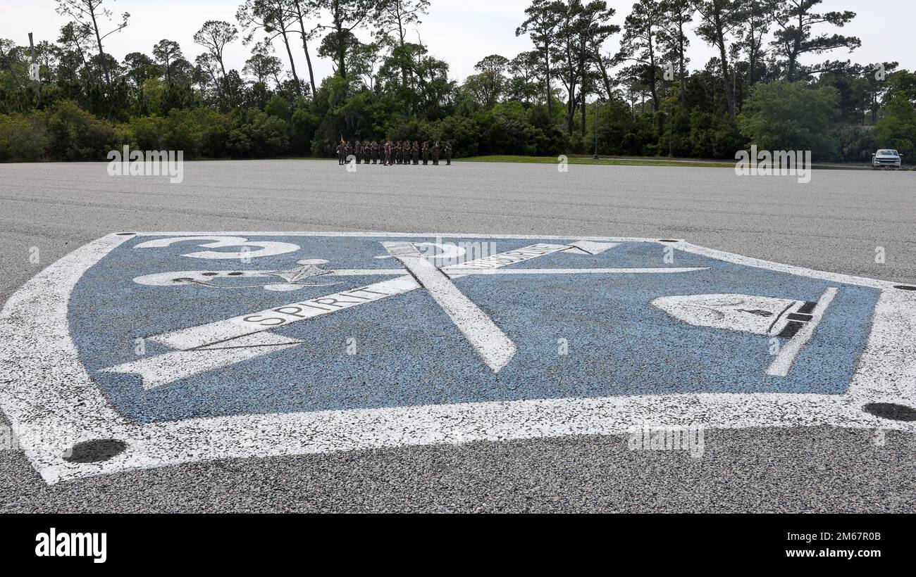 Recruits with Kilo Company, 3rd Recruit Training Battalion, practice ...