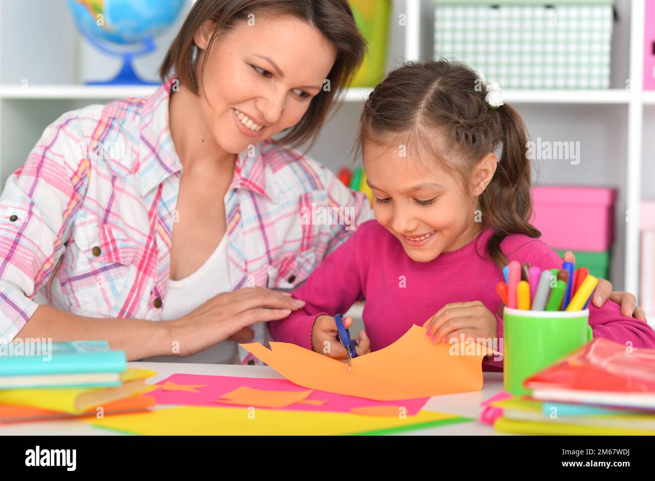 Teaches paper craft hi-res stock photography and images - Alamy