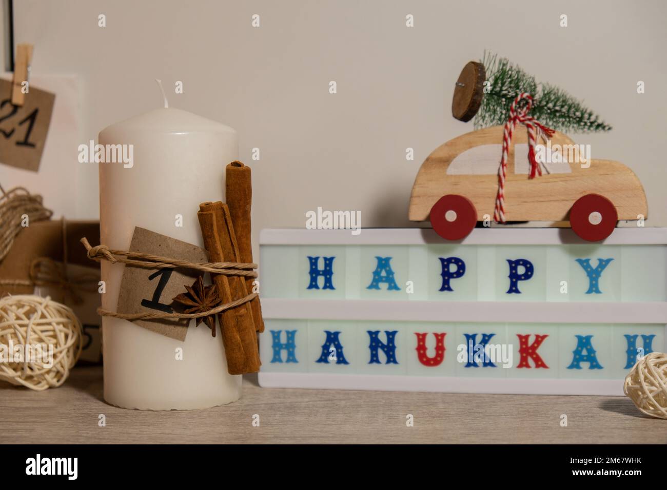 Advent candle countdown hi-res stock photography and images - Alamy