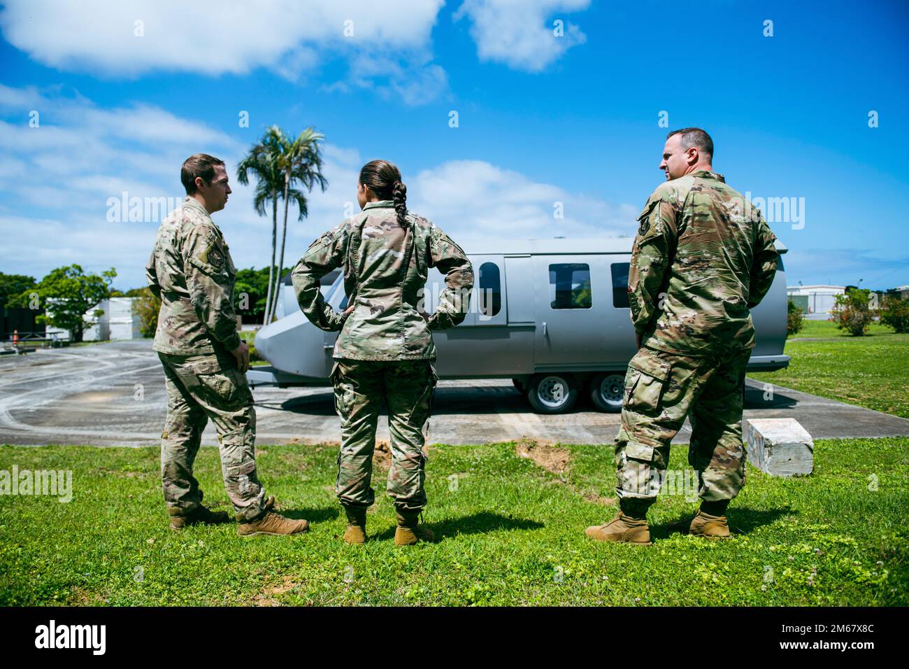 U.S. Air Force Tech. Sgt. Christopher Warren, left, 353rd Special ...