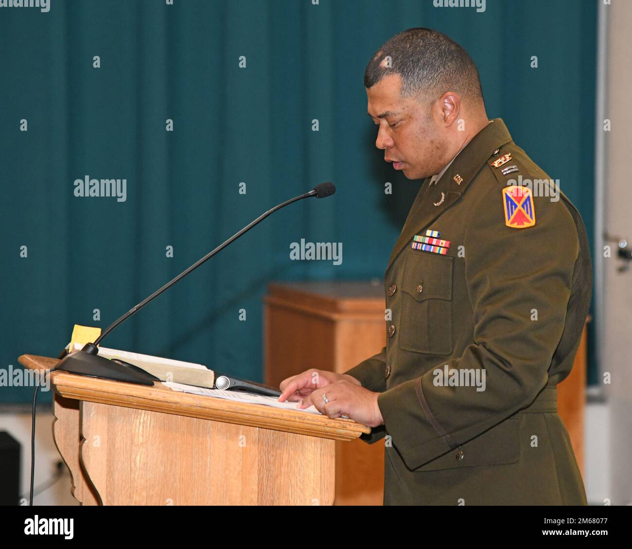 U.S. Army Chaplain (Capt.) Malik Skakoor, one of only five Muslim chaplains in the U.S. Army ...
