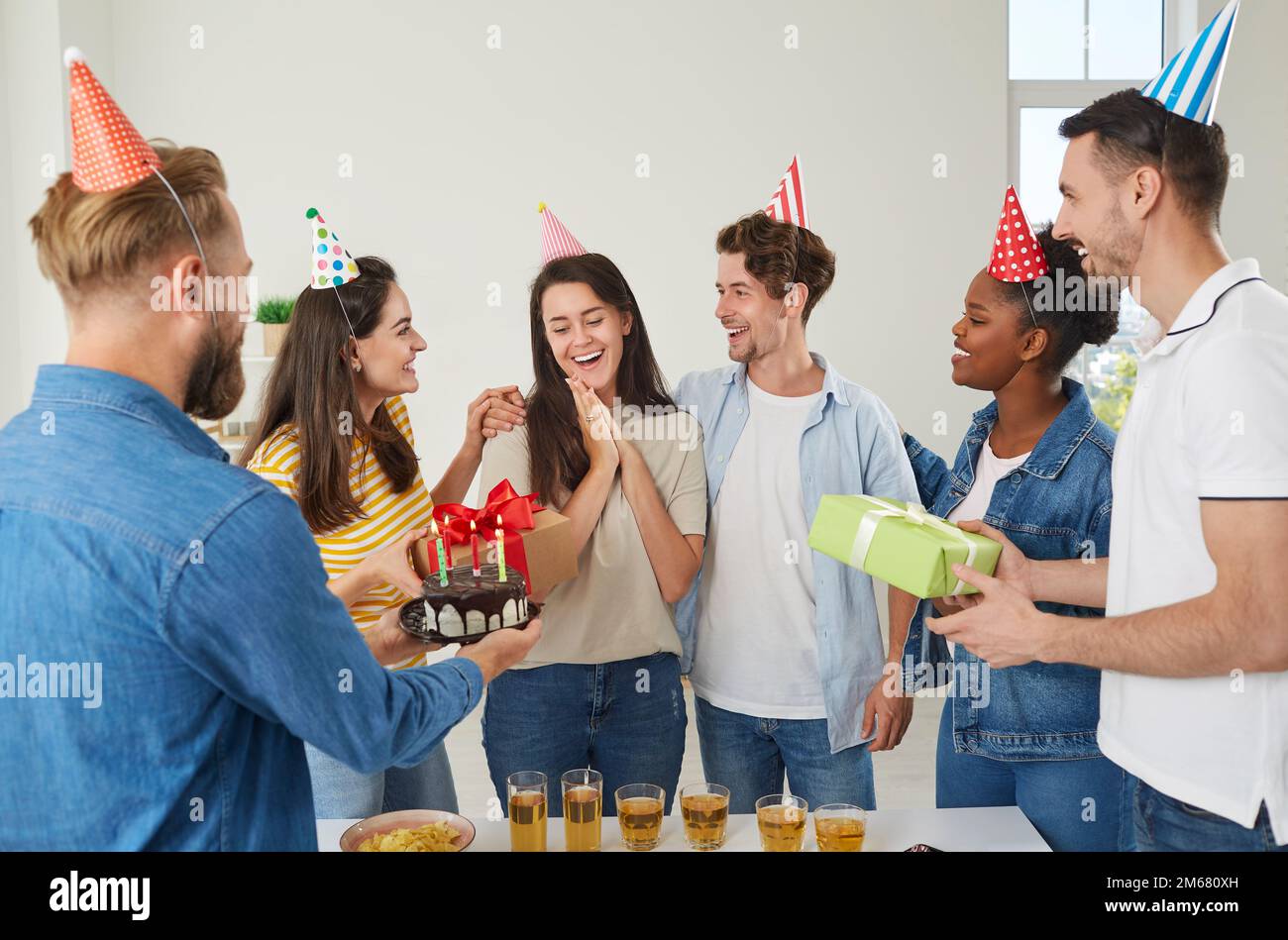 Happy birthday hats hi-res stock photography and images - Alamy