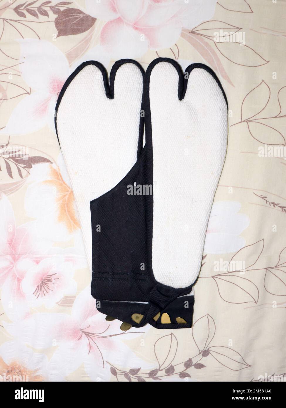 Tabi shoe hi-res stock photography and images - Alamy