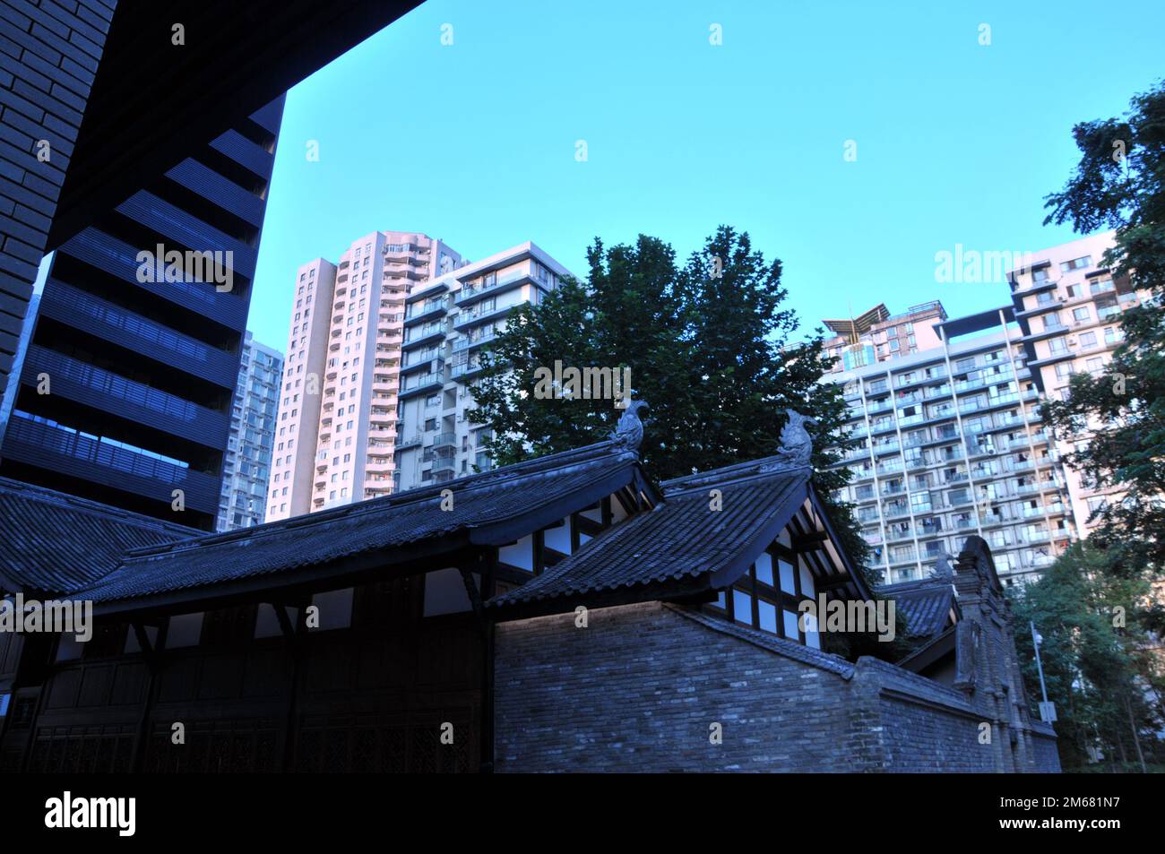 modern architecture with sun reflections Stock Photo - Alamy