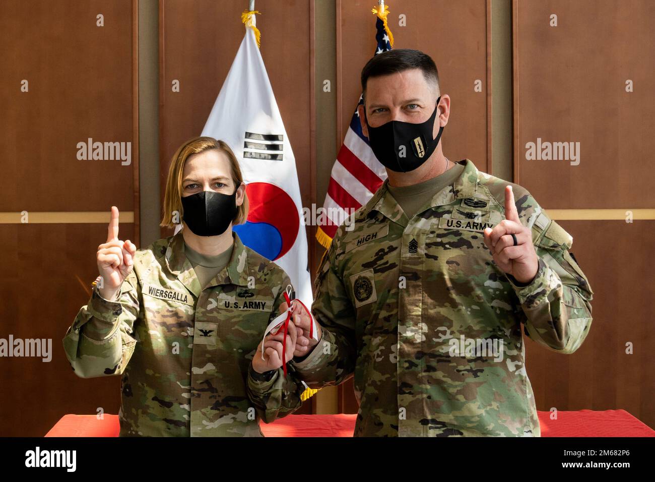 U.S. Army Col. Anne-Marie Wiersgalla, 1st Theater Signal Brigade ...