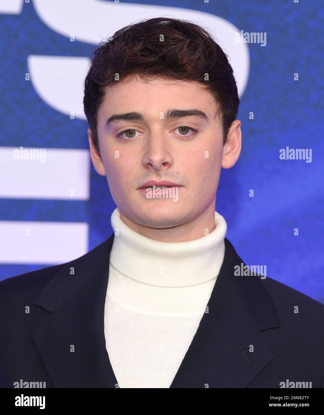 Noah Schnapp arriving to the People’s Choice Awards 2022 at Barker ...