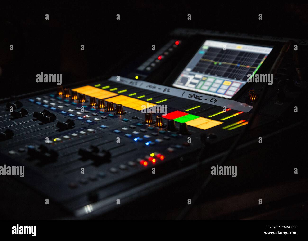 Mixing desk theatre hi-res stock photography and images - Alamy