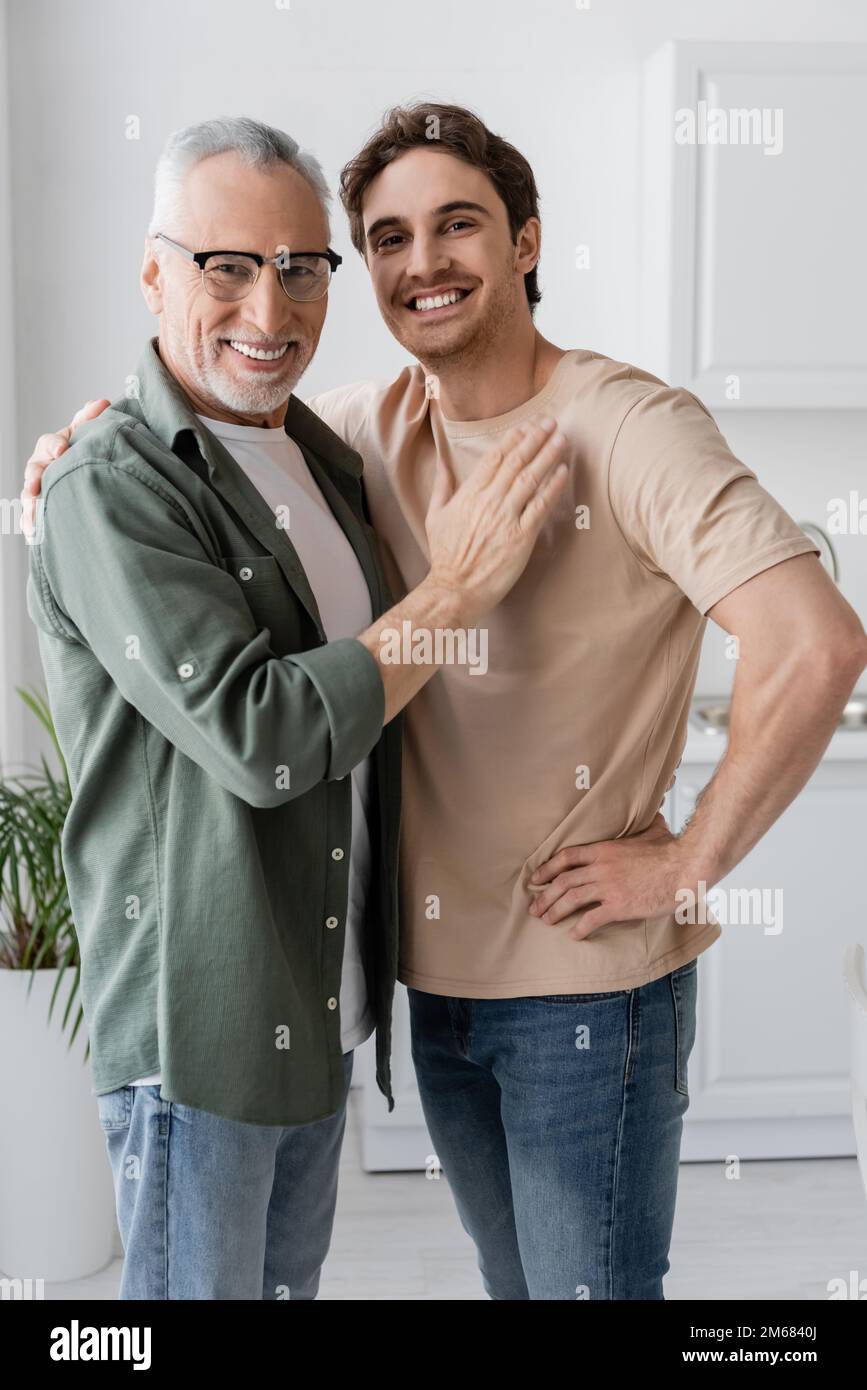 Chest and shoulders hi-res stock photography and images - Alamy